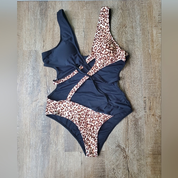 Source Unknown | Swim | Black And Leopard Print Cut Out One Piece Swim ...